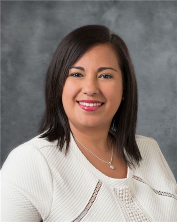 Dr. Jennifer Toro-Galarza, MD | Munroe Medical Group, Lady Lake, FL